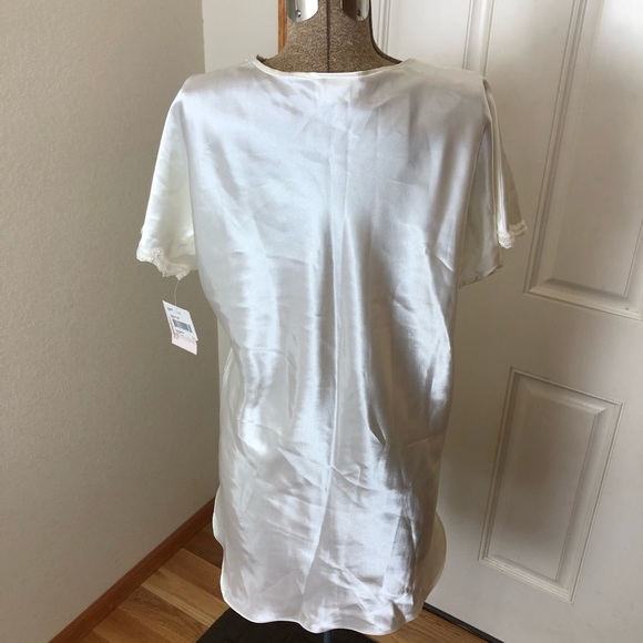 la intimates | Intimates & Sleepwear | Nwt La Intimates Cream Nightgown ...